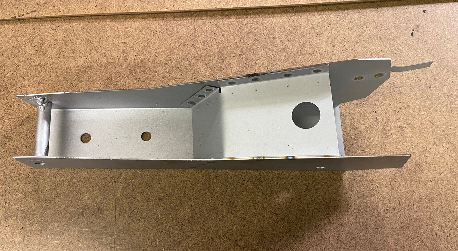 TRIUMPH 209399 SPITFIRE RANGE & GT6 RANGE L/H/F CHASSIS OUTRIGGER ...