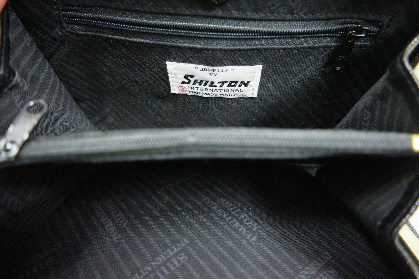 JANE SHILTON black reptile look vintage messenger cro… - Gem