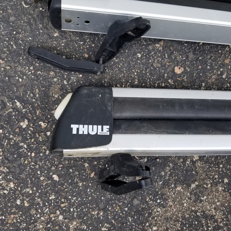 Set of Thule Ski Snowboard Roof Racks 29" w/ Locks & Key | eBay