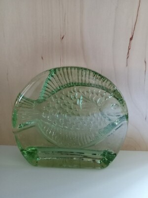 Pilgrim Glass Fish Bookend Paperweight Vintage Green Tint EC Heavy ...