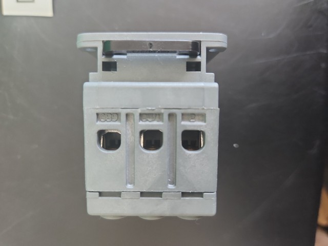 ABB OT16FT3 Disconnect & Selector Switch 3 Phase for sale online | eBay