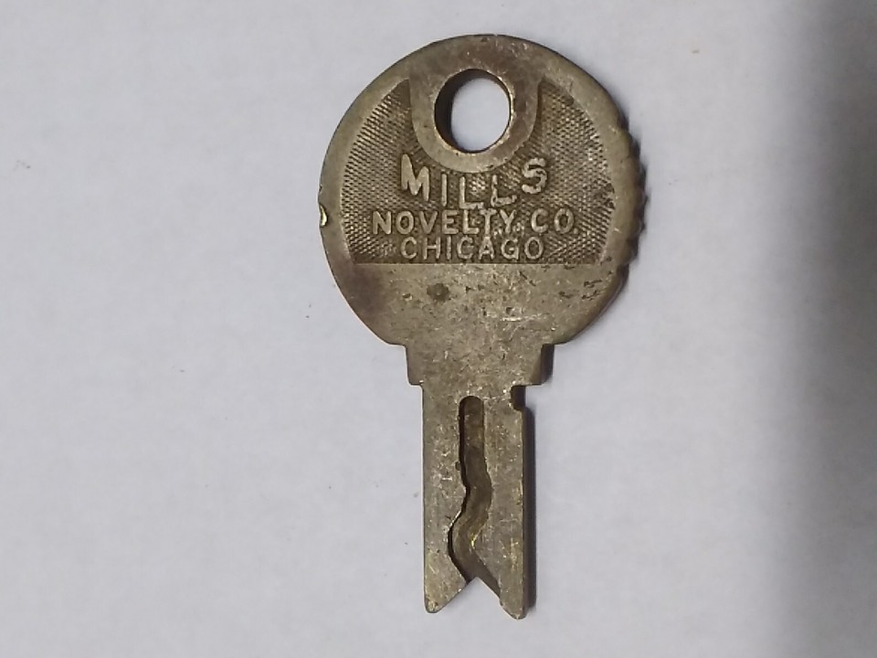 Mills Novelty Co. Chicago Slot Machine Key No. L 104 L104 Antique | eBay