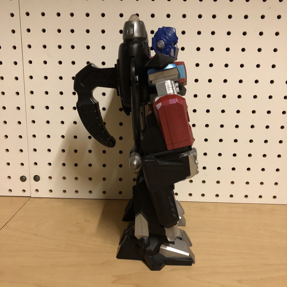 Transformers Dark Of The Moon Optimus Prime Jetpack