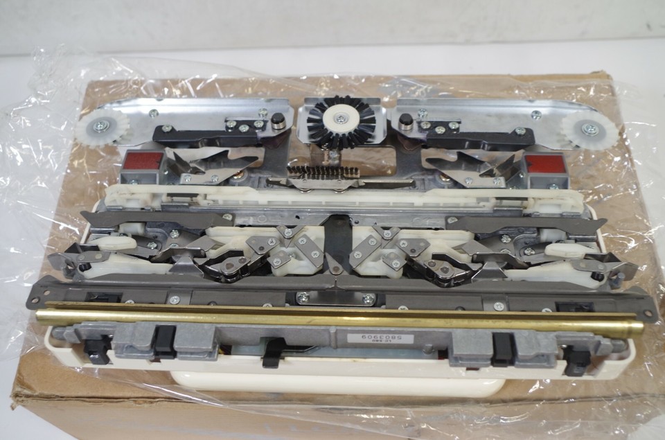 Silver Reed Knitting Machine Electronic Lace Carriage LC580 | eBay