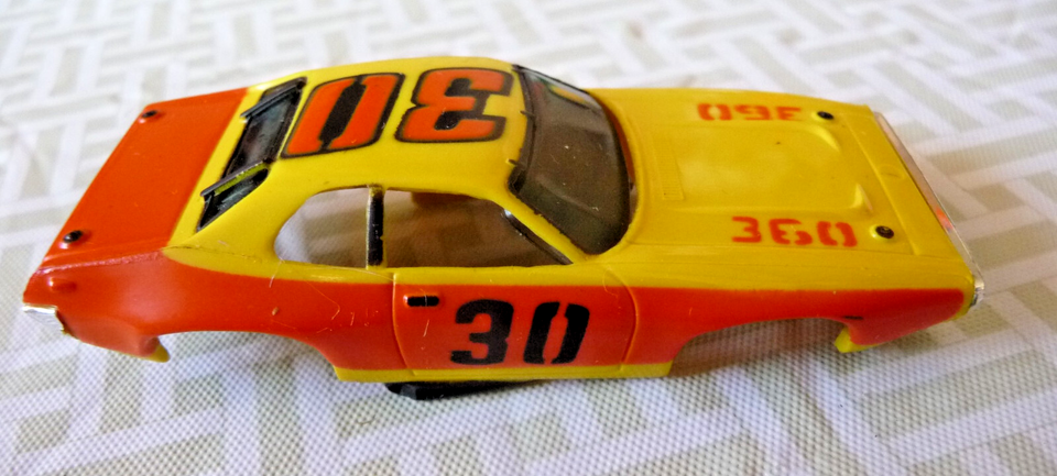 Vintage Aurora AFX Magna Sonic Plymouth Road Runner slot car shell body ...