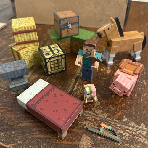 Minecraft Series 2 Overworld Saddle Pack Mojang Jazwares 2015 Used ...