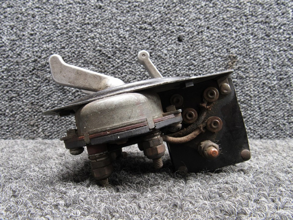 Briggs Stratton WWII Aircraft AAF Type B-5 Magneto Switch (B24, B25 ...