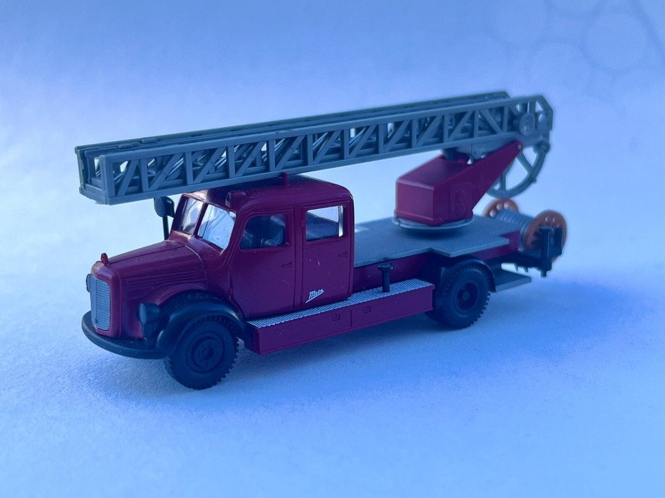 Brekina, Roco, Kibri, Praline, Herpa - Vehicles, HO scale, various ...