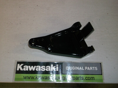 GENUINE KAWASAKI VN1500 CLASSIC 1998-2003 L/H REAR PEG HANGER P/NO ...