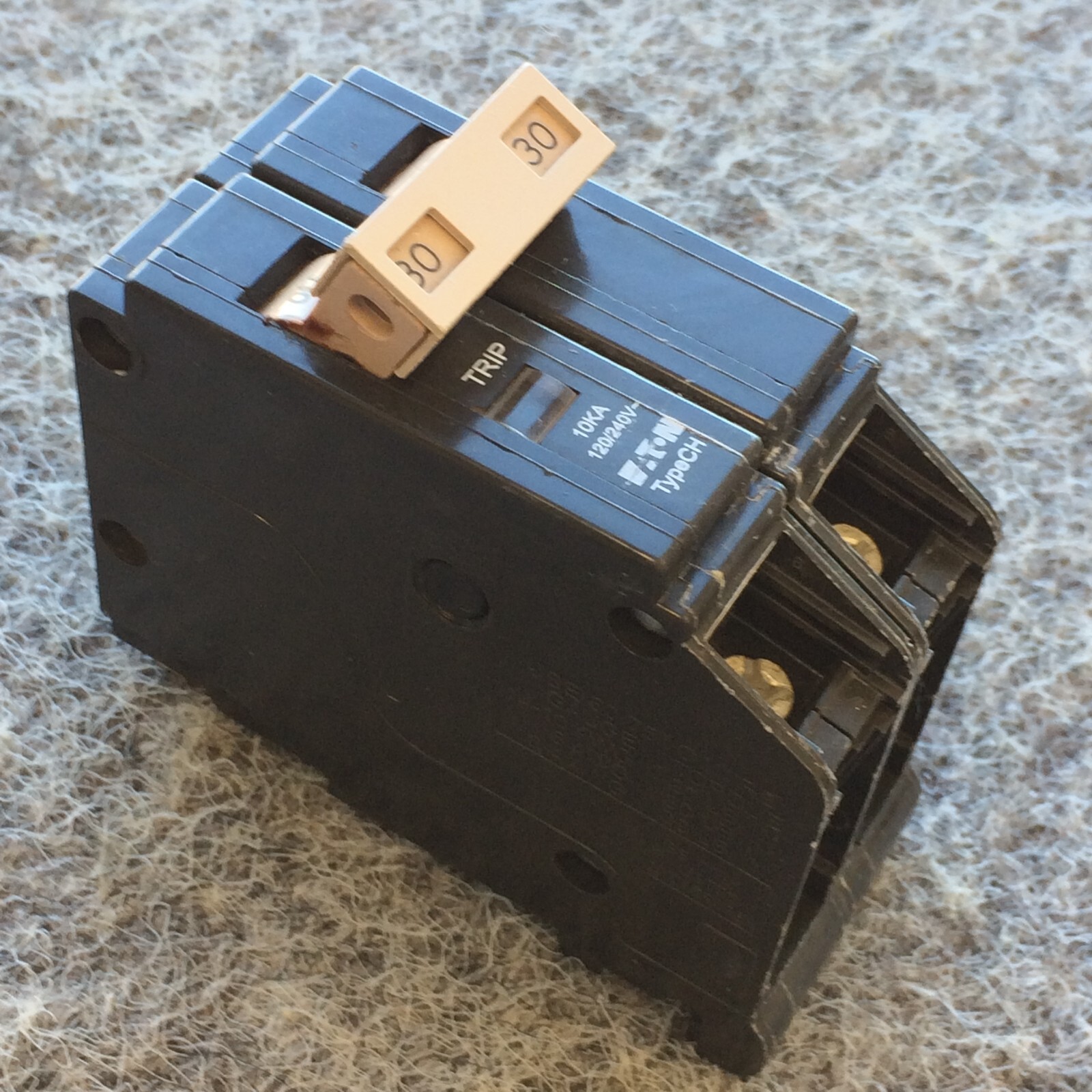 CUTLER HAMMER CH230 2 Pole 30 Amp 120/240V Plug In Breaker CHF230 ...