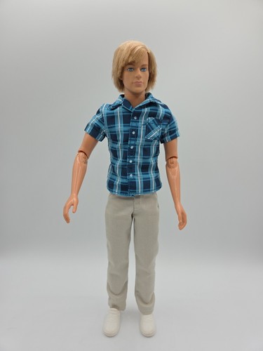 Blonde Rooted Hair-Blue Eyes-Ken-Mattel Barbie Doll Arms Move W/Full ...