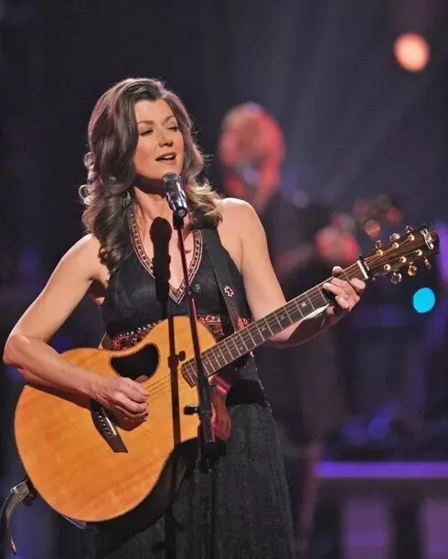 Christian Pop Singer Amy Grant 8x10 PHOTO PRINT | eBay