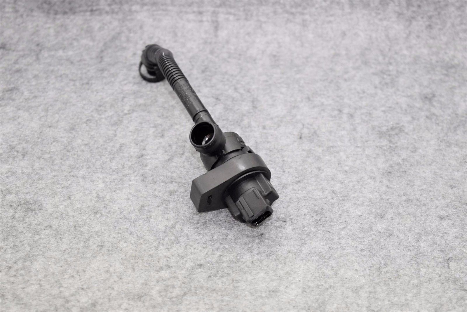 Used E BMW N42 N46 N46N Fuel tank breather valve 13907512576 | eBay ...