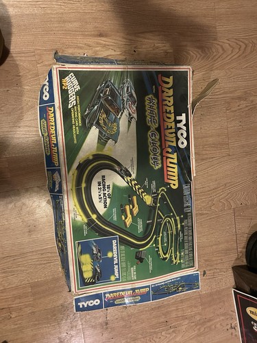 VTG TYCO NITE GLOW DAREDEVIL JUMP SLOT CAR RACE SET W/ SILVER & BLACK ...