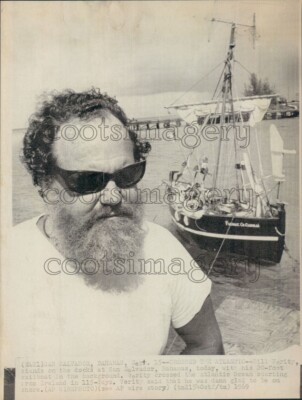 1969 Press Photo Atlantic Ocean Sailor Bill Verity With His Sail Boat ...