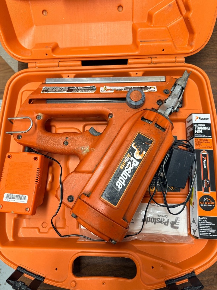 Paslode 900420 Cordless IMCT Framing Gun Nailer with Hard Case/ For ...