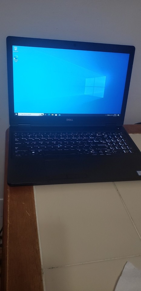 Dell Latitude 5580 Intel i5 2.40 GHz 256 SSD 8 GB Ram Backlite Keyboard ...