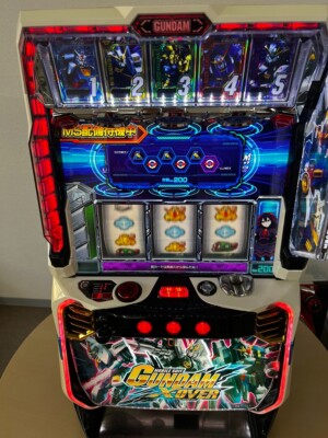 Gundam X Cross Over Pachinko Japanese Slot Machine Pachi-slo Used Coin ...