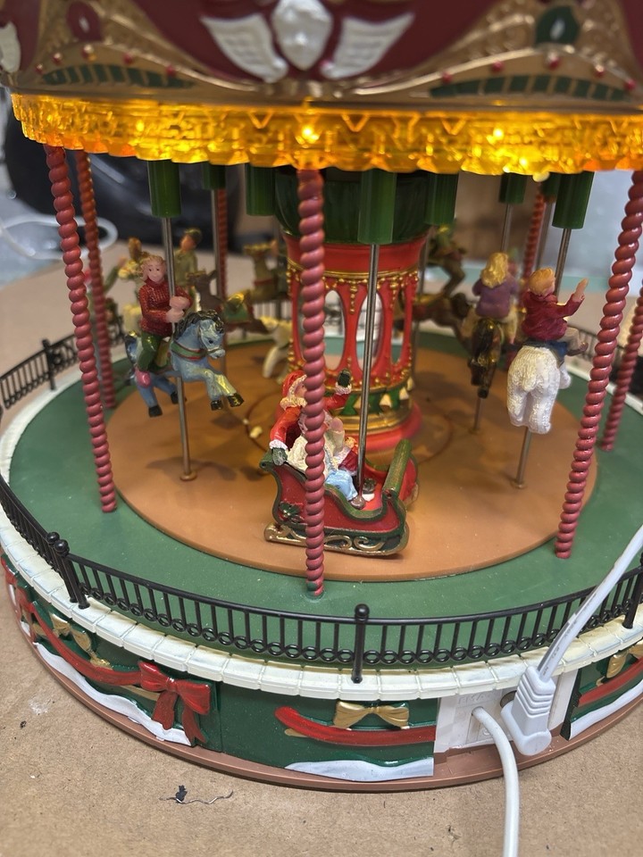 Lemax Animated Christmas Village Carousel – Music & Lights – DOES NOT ...