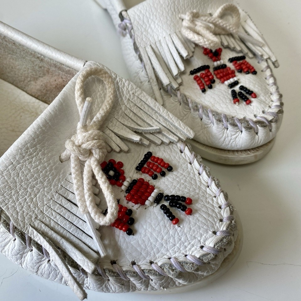Minnetonka VTG White Leather Moccasins Women’s US 8.5 Beaded ...