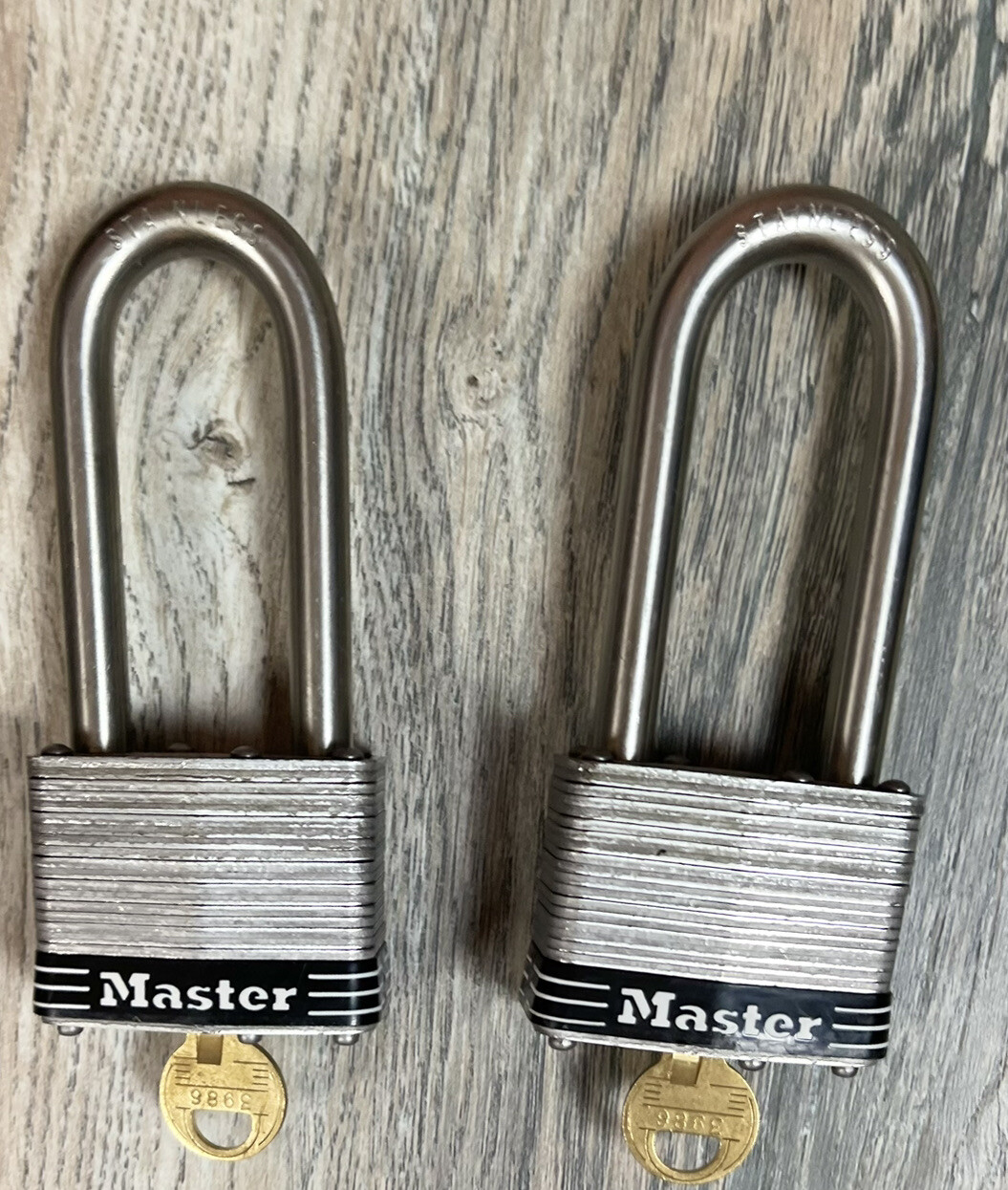 MASTER LOCK LOCKOUT PADLOCK. STEEL BODY 2” SHACKLE HIT 3/4 BODY THICK ...