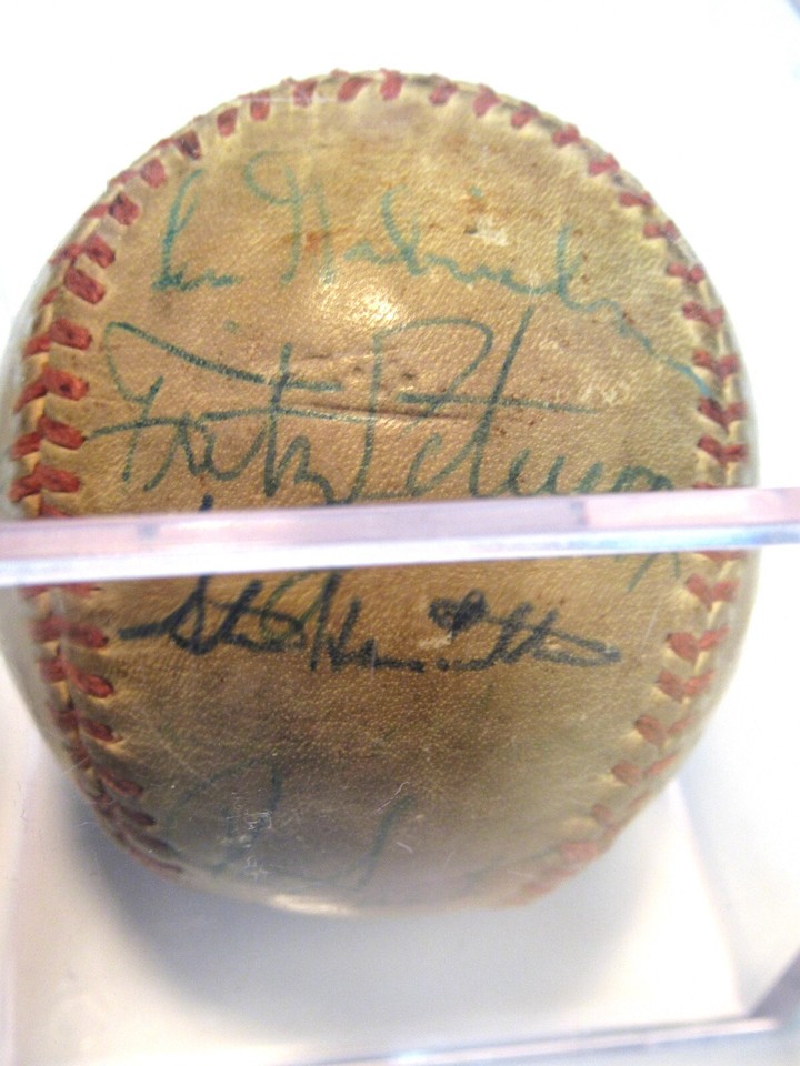 1968-69 YANKEES AND LA DODGERS AUTOGRAPHED BALL GREAT SIGNATURES ...