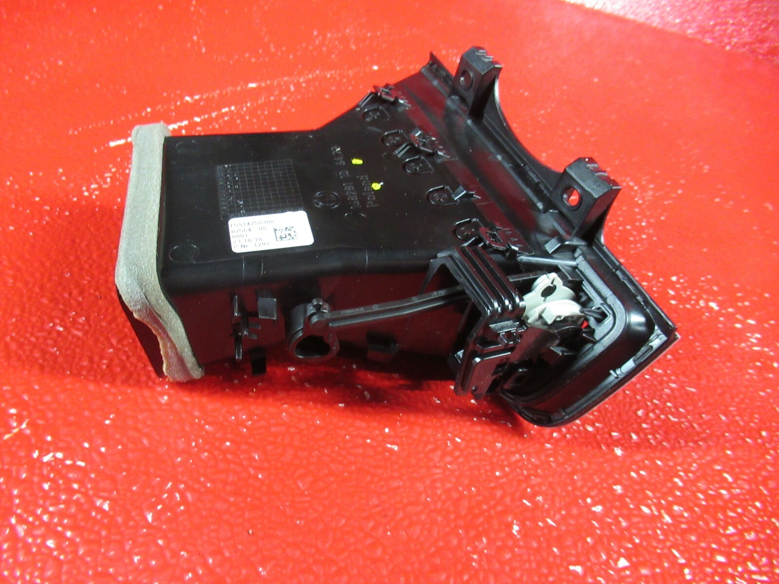 Right Front Dash Fresh Air Grille Vent BMW F07 OEM 535i 550i GT ...