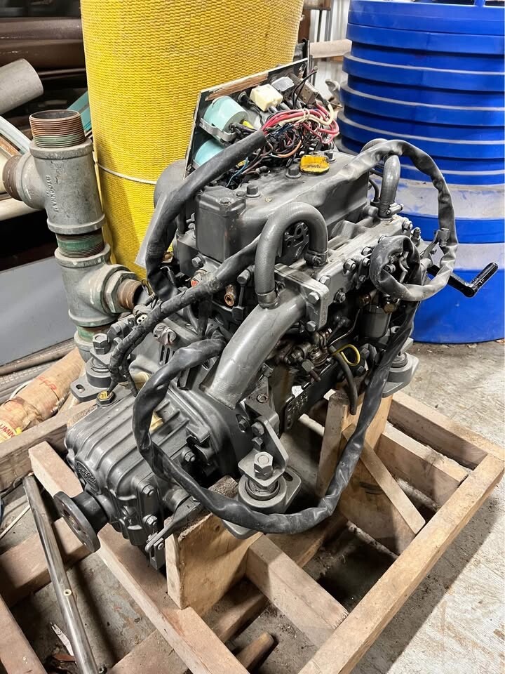 Yanmar 3GM , Yanmar Marine Diesel Engine RUNS PERFECT - with gear and ...