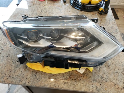 Nissan Rogue Platinum Full LED Head light Right passenger 260106FL6A 17 ...