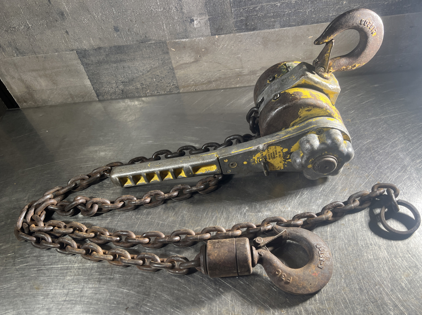 Tugit 1 Ton Ratchet Chain Hoist Come-A-long Winch Rigging. Item ID #2 ...