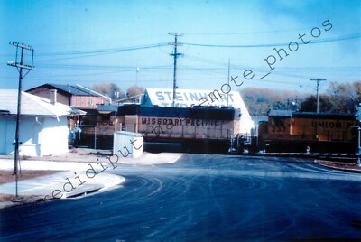 Missouri Pacific MP 3525 GP50 & 237 GP7 Nebraska City NEB 10-91 Photo ...