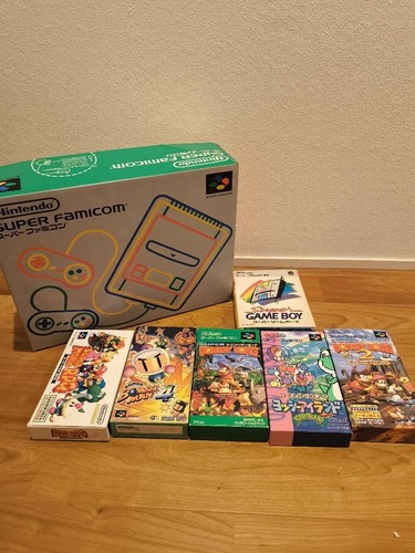 Nintendo Super Famicom with 2 controllers, 6 games, box, cables - used ...