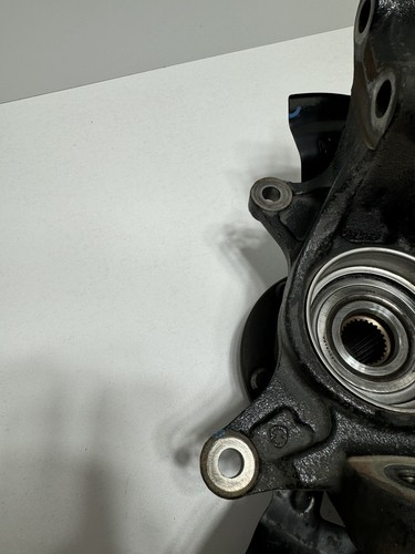 12-17 Toyota Camry 2.5L Front Spindle Knuckle Right Passenger Side OEM ...