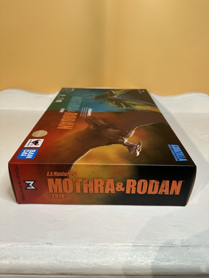 NEVER OPENED S.H.MonsterArts Mothra & Rodan 2019 Figure Bandai US ...
