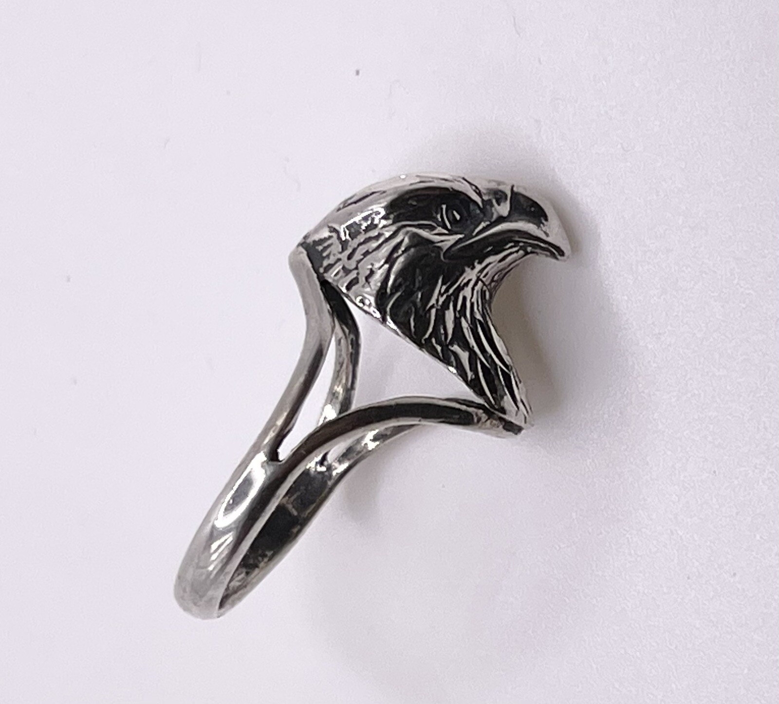 Sterling Silver Bright Cut Eagle Head Ring Size 7.5 - Gem