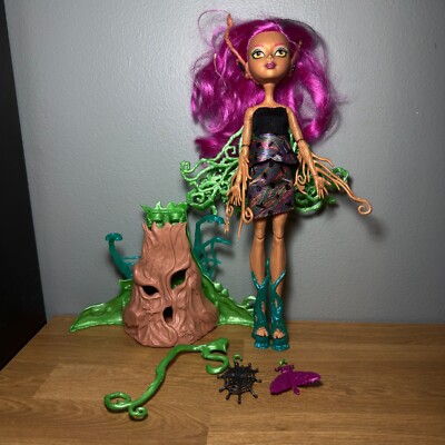Monster High Garden Ghouls Treesa Thornwillow 14” Doll Figure Toy ...