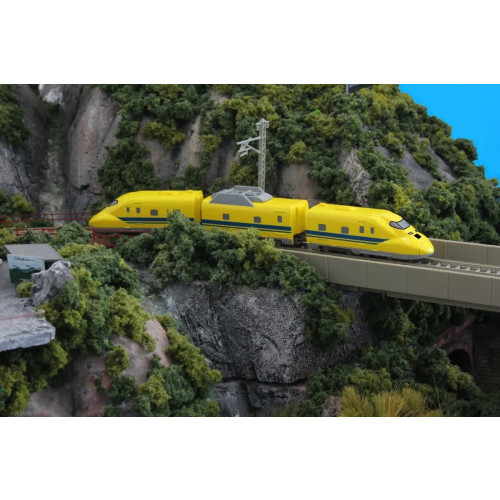 ST004-1 923-type Doctor Yellow T5 train | eBay