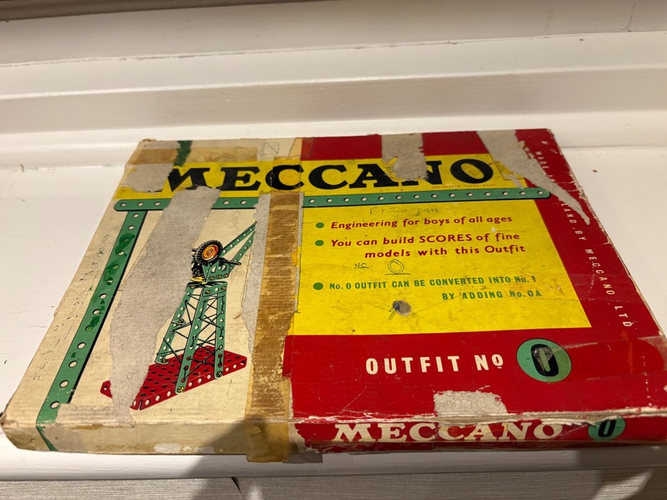 Mechano Sets Nos.0, 1A,2A,3A,4A,5A plus clockwork motor vintage 1960's ...