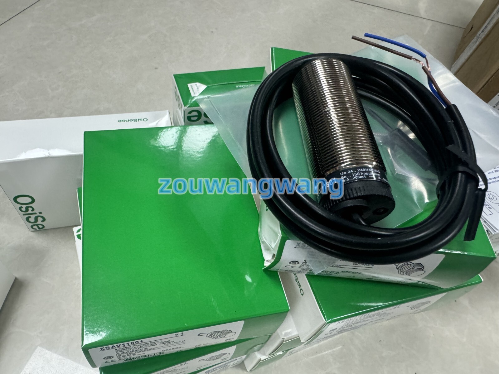 1PCS Schneider XSAV11801 Proximity Switch XSA-V11801 New in box | eBay