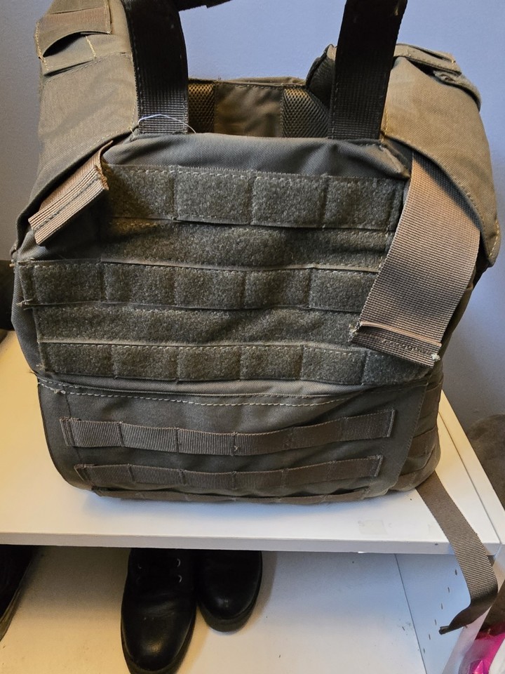 SHELLBACK TACTICAL SKIRMISH PLATE CARRIER Airsoft (PLATES NOT INCLUDED ...