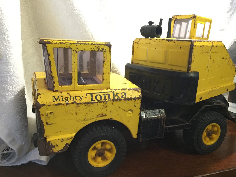Vintage 1970s Yellow Tonka Mighty Shovel Pressed Steel Wheels And Boom ...