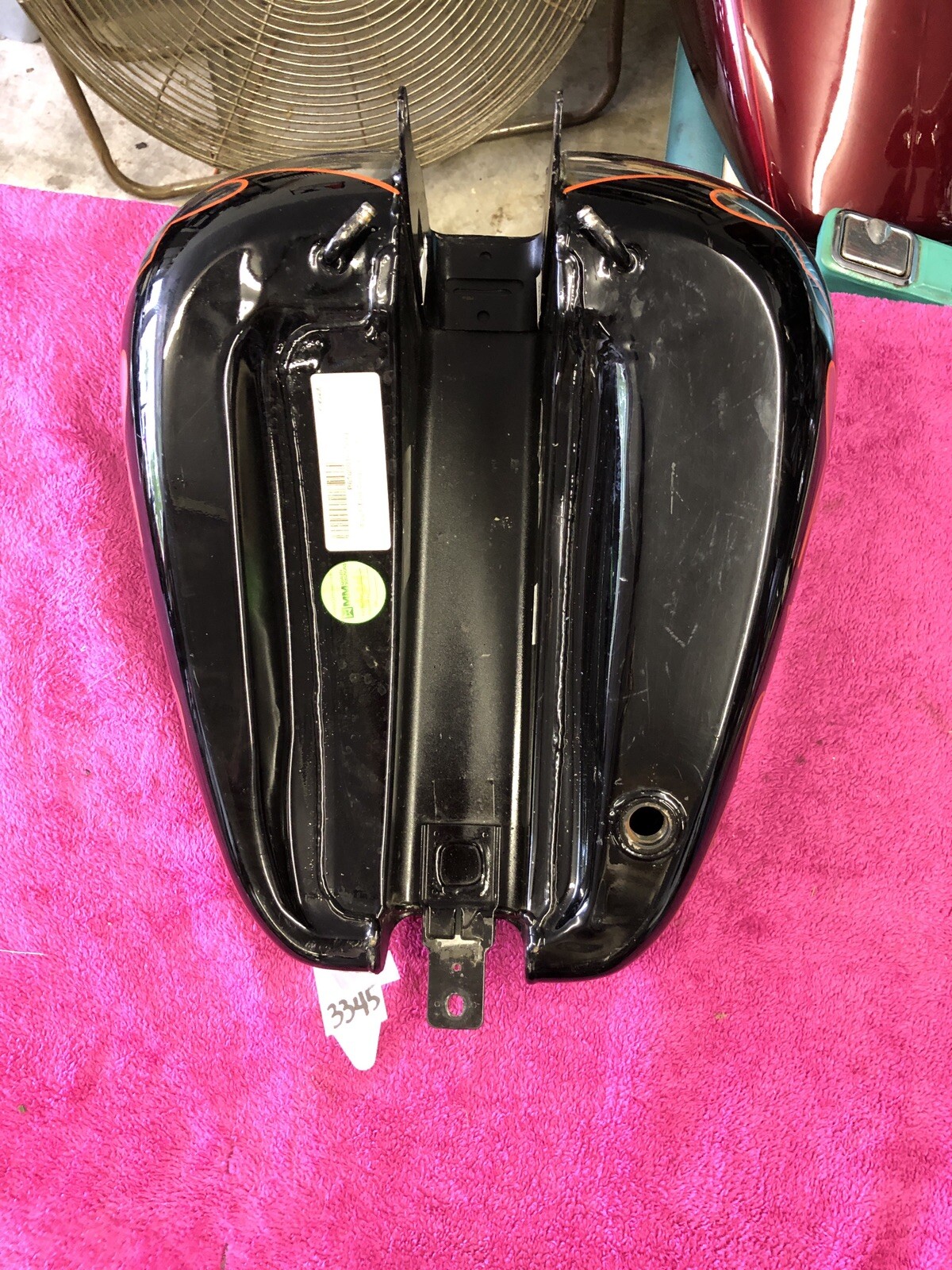 Harley Cvo Breakout Break Out Gas Fuel Tank Chrome Blem Damage Oem ...