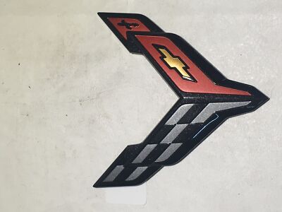 GM OEM 20-23 Corvette Front Bumper Grille Bumper Components-Emblem ...