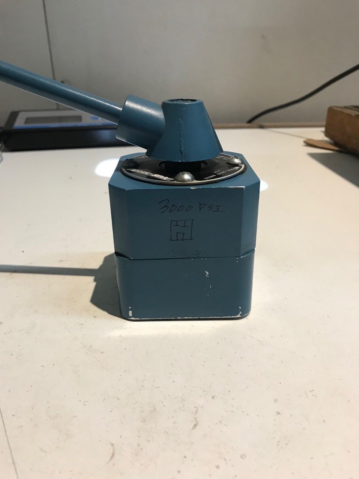 PARKER HANNIFIN, TELEDYNE REPUBLIC LO-TORQ SELECTOR VALVE 8552E-1/4HD2 ...