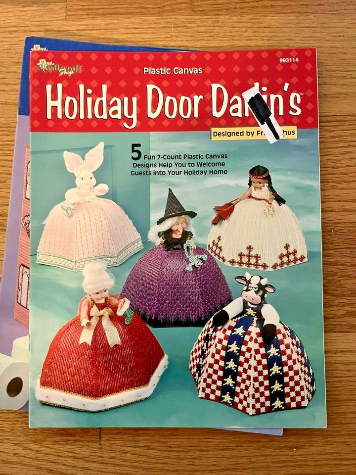 PICK YOUR PATTERN - THE NEEDLECRAFT SHOP PLASTIC CANVAS LEAFLETS | eBay