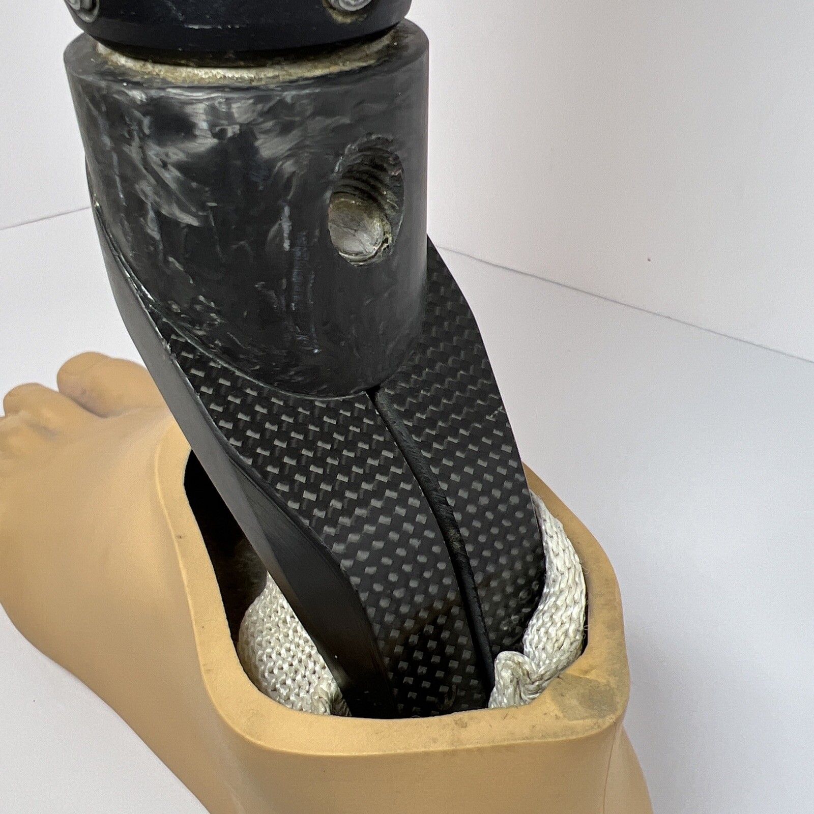 Trulife CARBON FIBER PROSTHETIC BRACE LEG FOOT LEFT & INSERTS. 26. | eBay