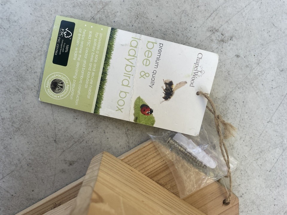 Chapel Wood Premium Quality Bee & Ladybird Cedar Wood Box Insect ...