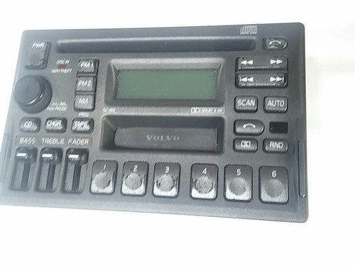 1998-00 99 volvo v70 s70 v70xc v40 s40 CD & cassette player radio w ...