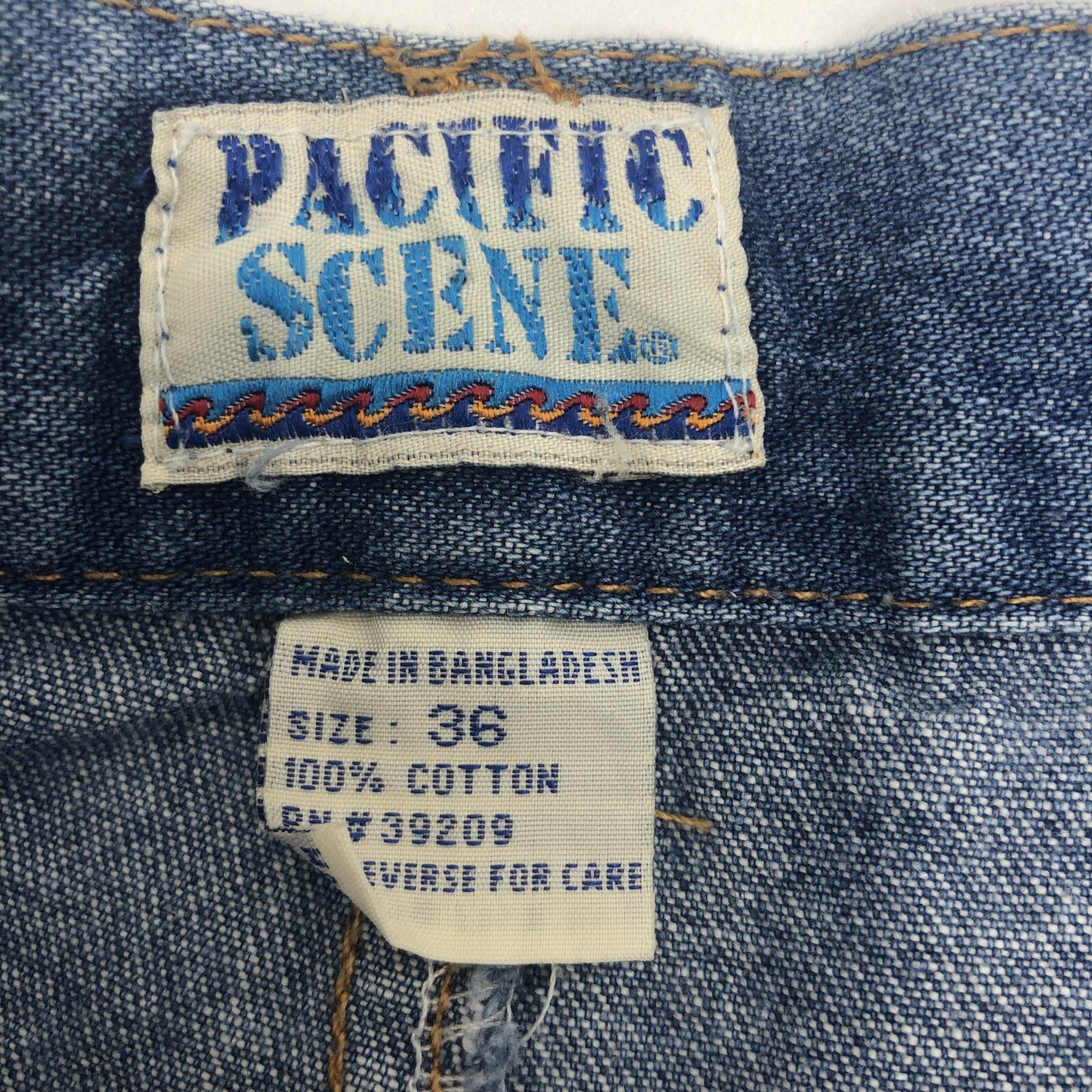Vintage Pacific Scene Denim Shorts Mens Size 36 Mediu… - Gem