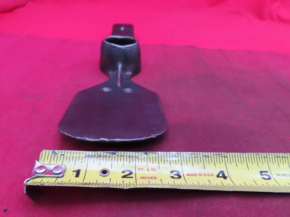 VTG UNMARKED OLD FARM GARDEN DIGGING TOOL GRUB HOE 1 Lb 4 Oz AXE ADZE ...